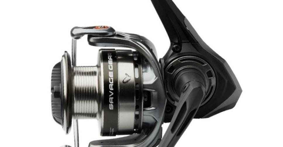 Savage Gear SG4 fishing reels